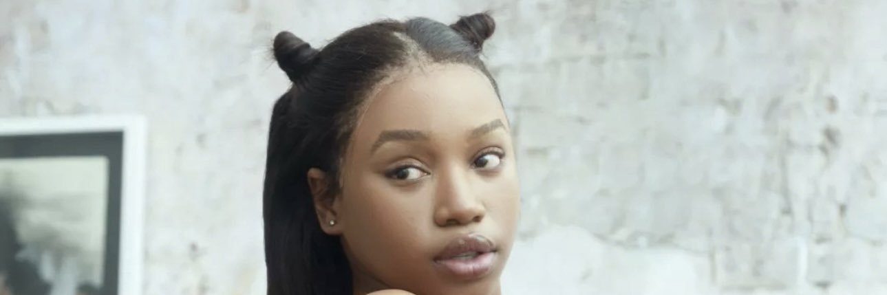 @skyesika Skyesika || MandyLahott🎀 Channel | 24vids